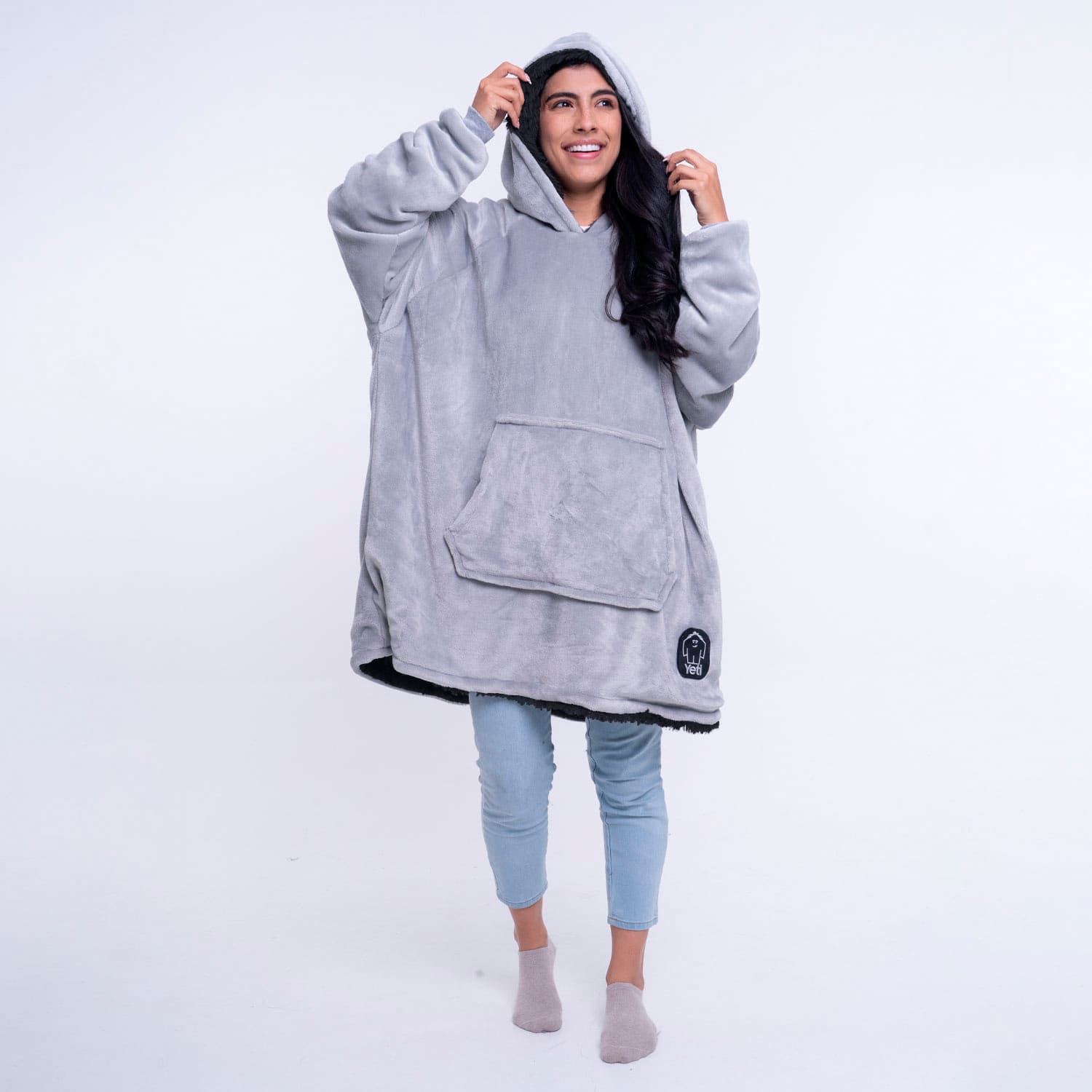 Ropa oversize. Saco cómodo y suave Yeti gris claro con negro - Yeti