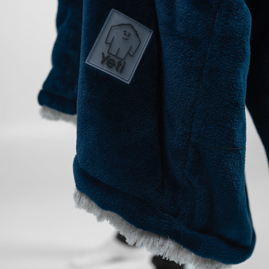 Saco oversize con cierre Saco gigante ZIP azul oscuro con gris claro ...